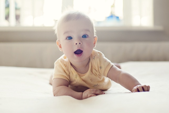 5 Reasons to Consider Gender-Neutral Baby Clothes