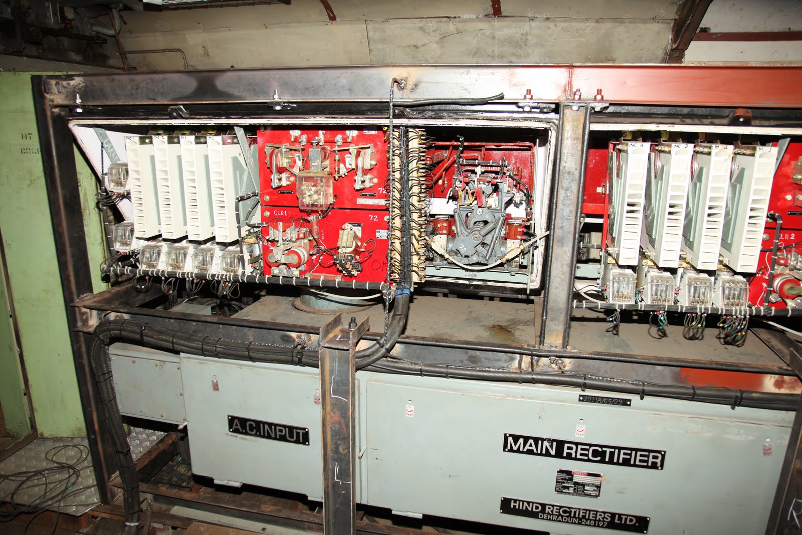 ELECTRIC MULTIPLE UNITS : Departmental Retrofitment of DC EMU into AC EMU