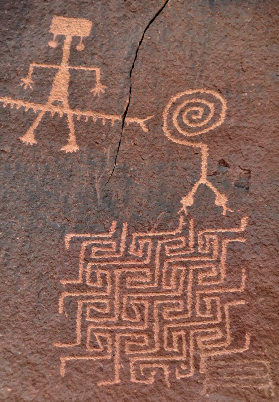 Les voyages de Michèle et Jean-Michel: West Clark Bench - Maze Rock Art ...