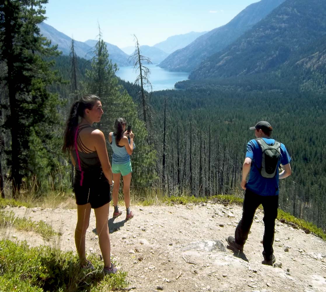 Stehekin Heritage: Take a Stroll on the Rainbow Loop Trail
