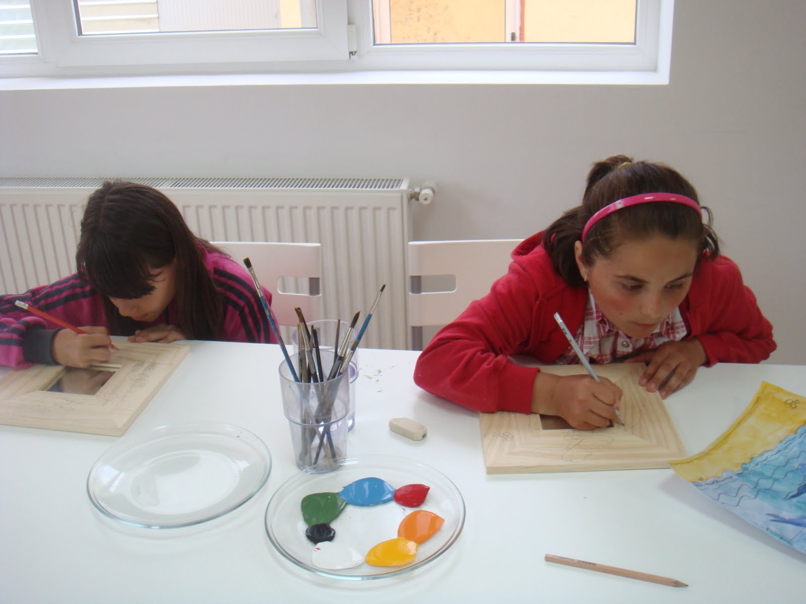 Atelier Aici: ARTE PLASTICE
