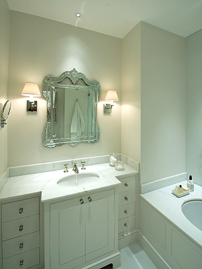 Designer Virginia Howard's London Flat