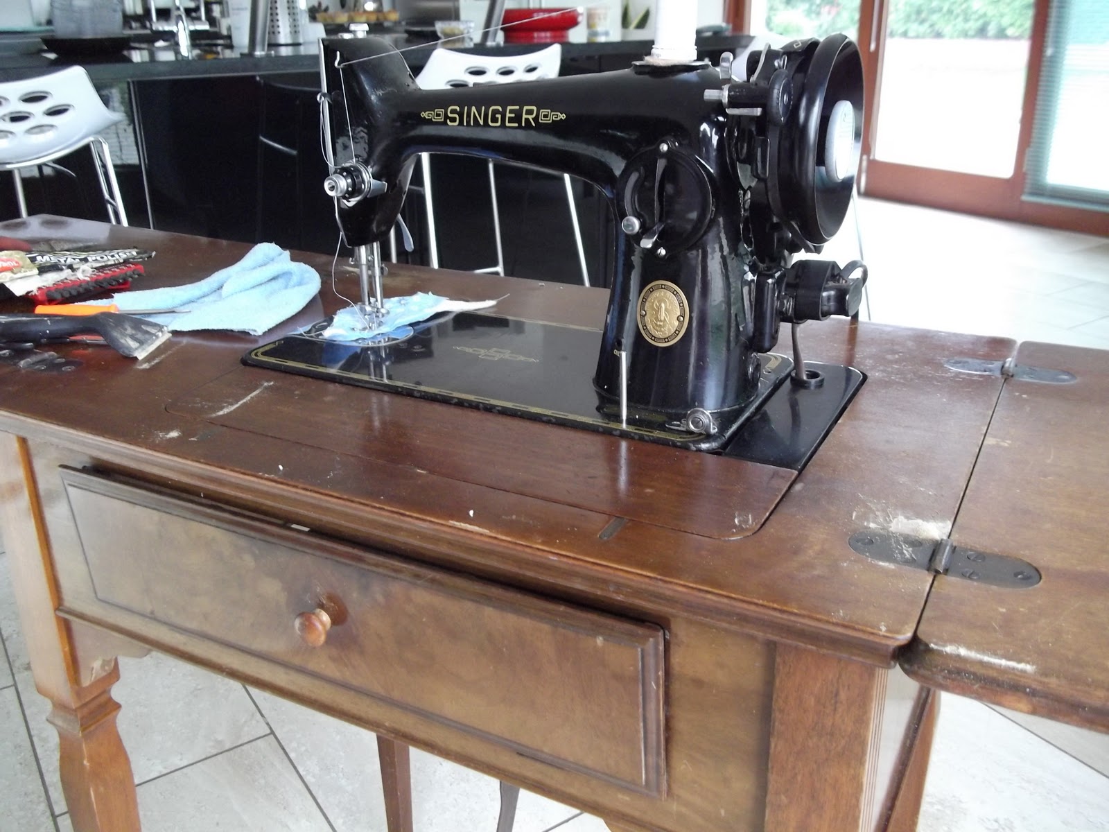 Everything Neet: My Singer 201 love affair begins