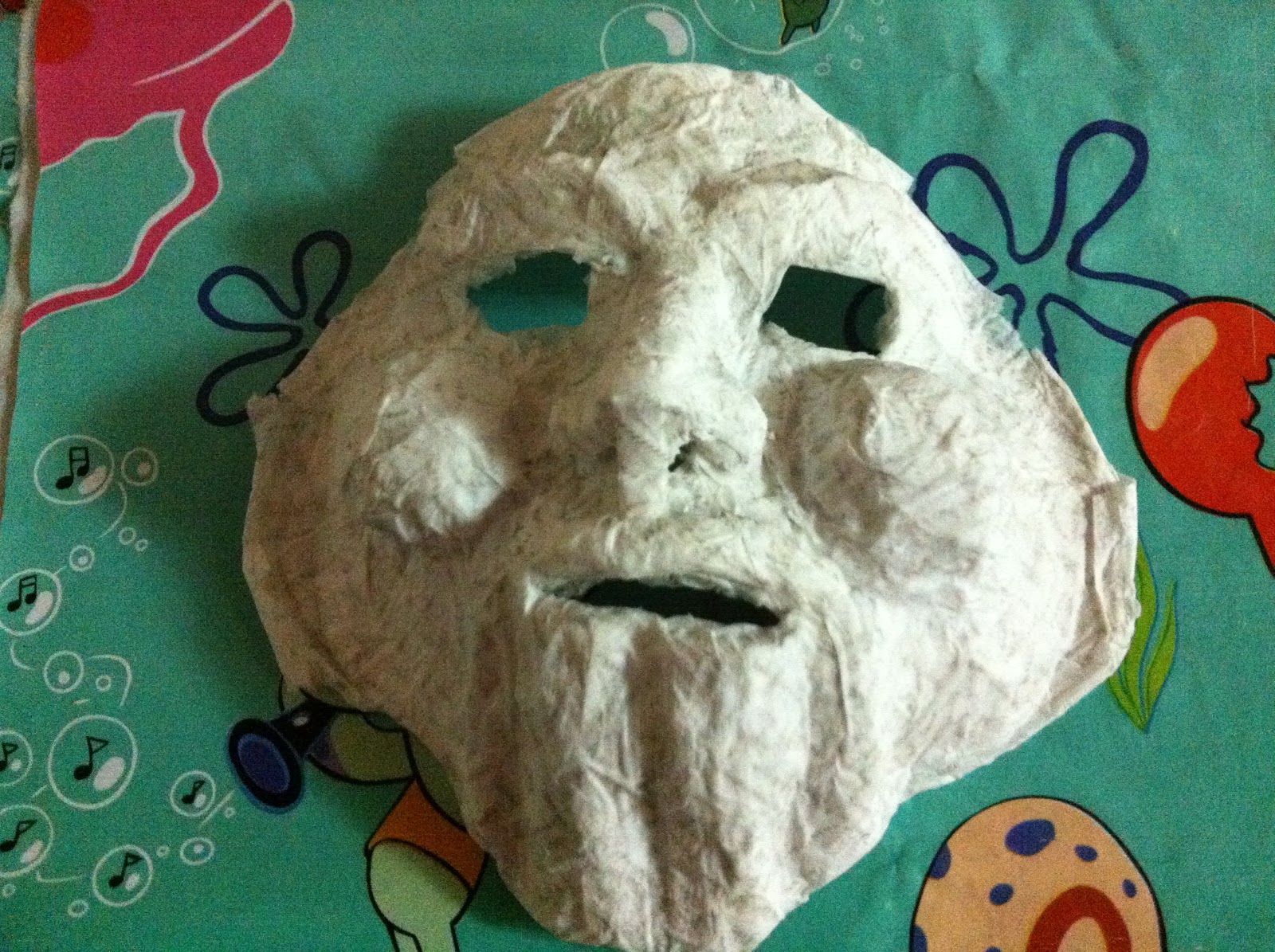 Las Manualidades de Yiya: Máscara de papel especial halloween.