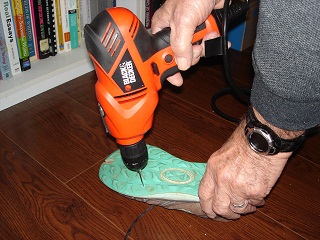 Through a Running Lens: How to Make Screw Shoes for Winter Running