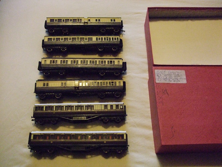 GEOFF TYLER - RAILWAY MODELLER: OO GAUGE GWR CLERESTORY COACHES BOX 6 ...
