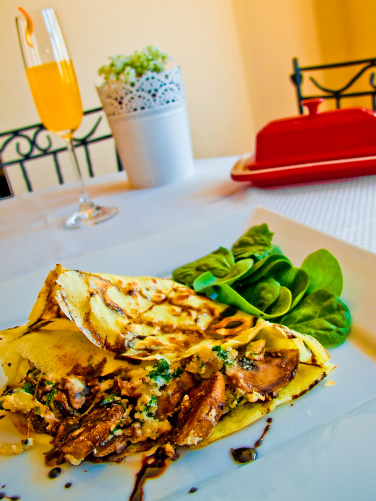 Cravo e Panela: Brunch de domingo: crepes recheados com cogumelos e ...