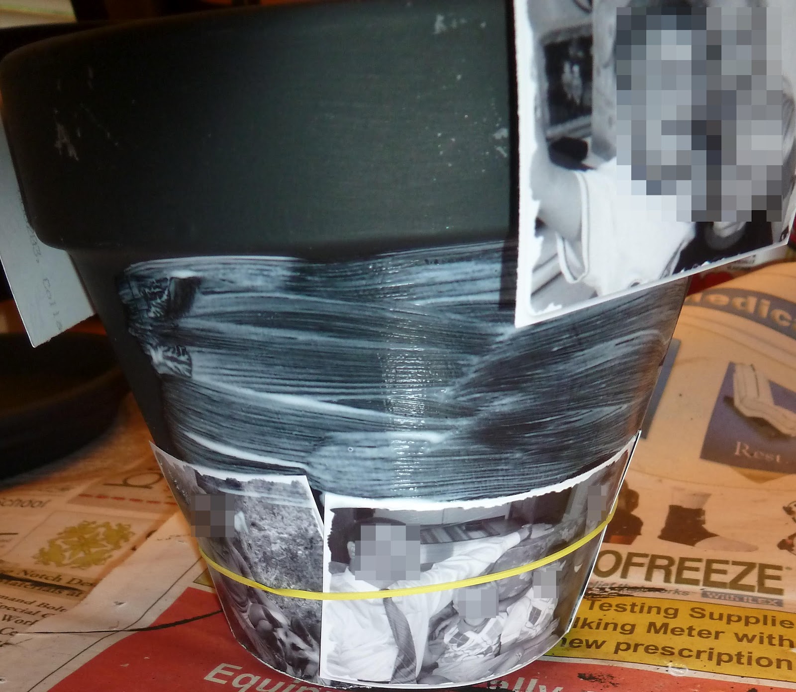 Room Mom Extraordinaire: Mod Podge Flower Pots