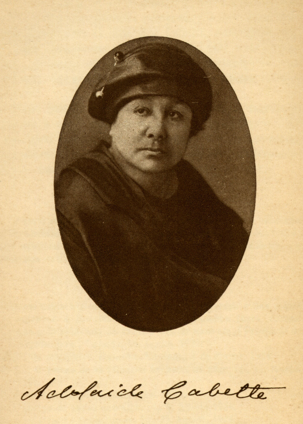 Sin dogmas ni doctrinas: Adelaide Cabete, una mujer de vanguardia