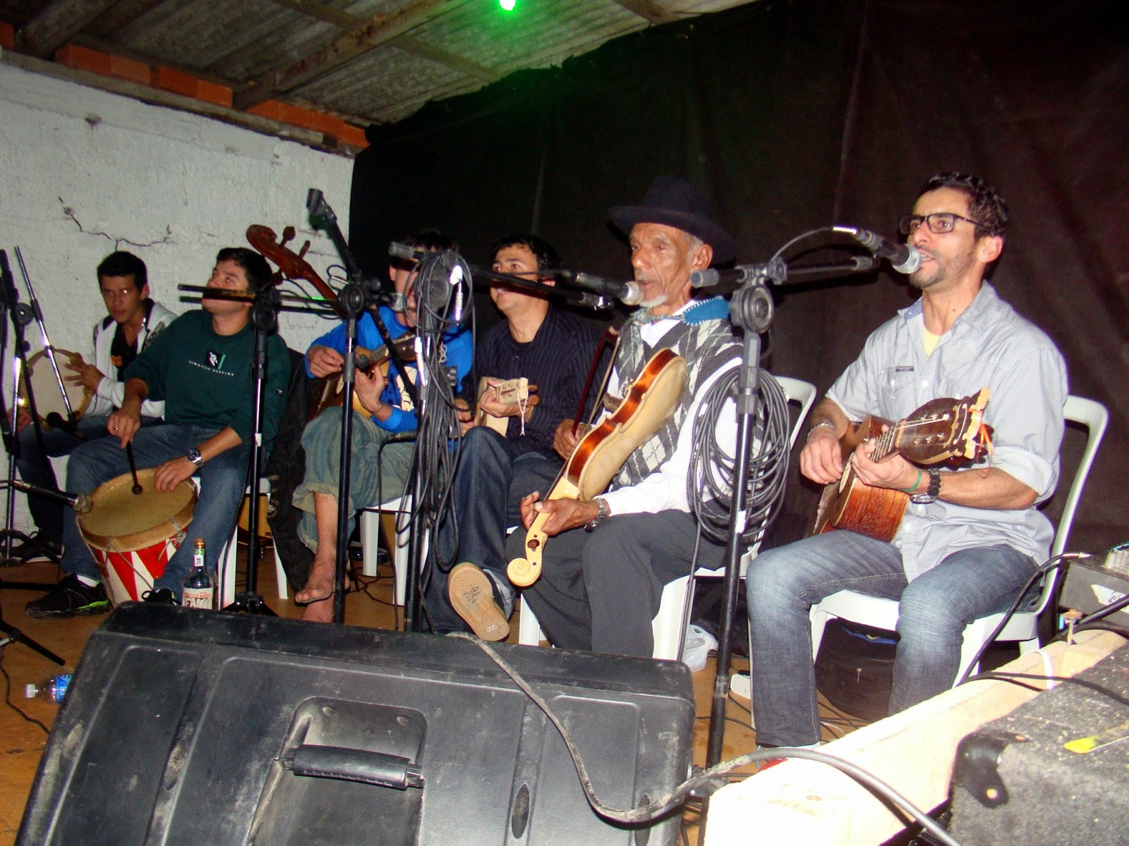 Fandango do Paraná: BAILE DE FANDANGO EM GUARAQUEÇABA