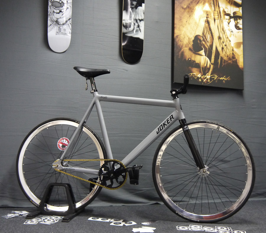 The Secret Garden: Santa Fixie Blog