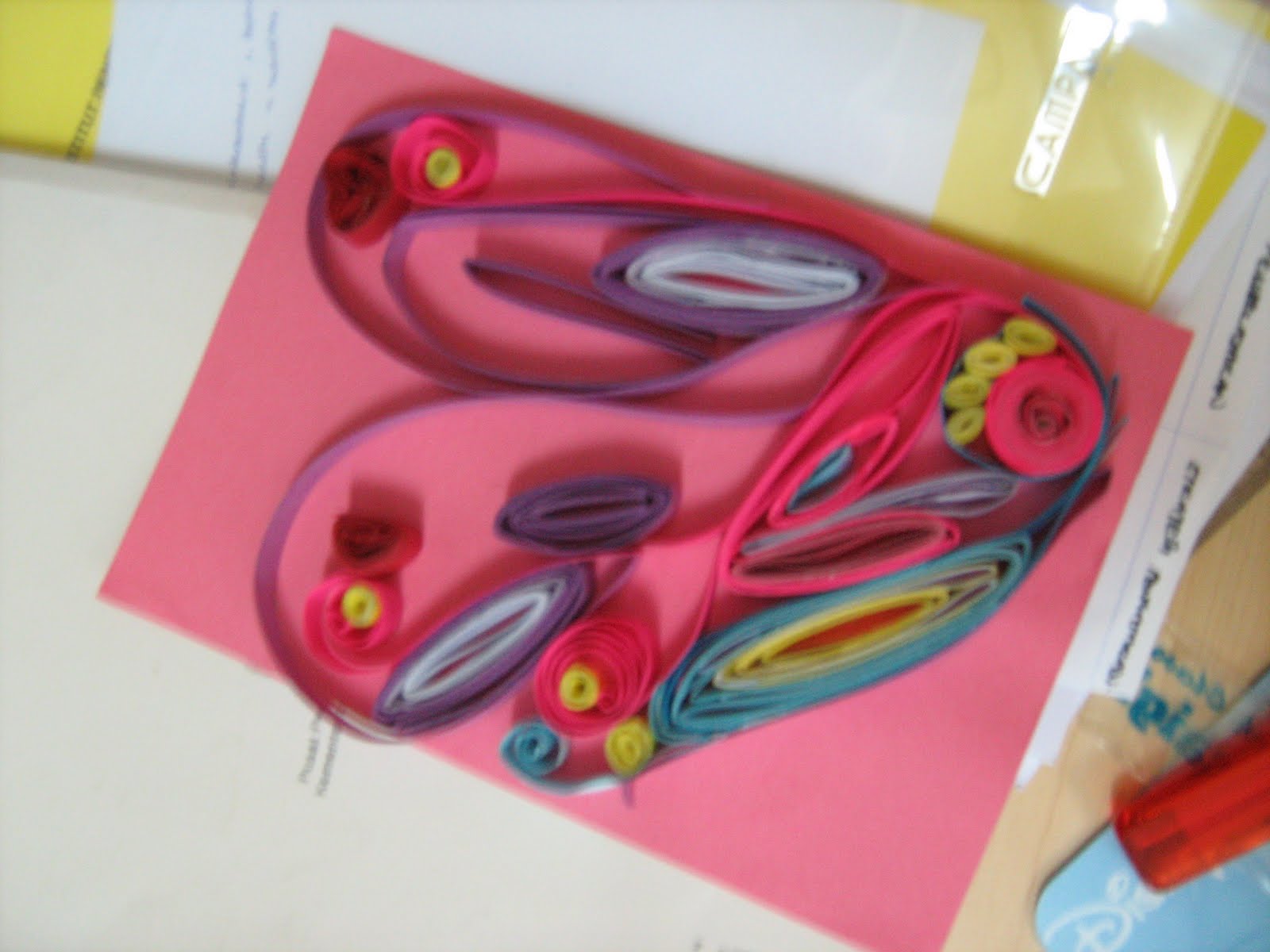 ARCA TIMBULAN MENGGUNAKAN GULUNGAN KERTAS