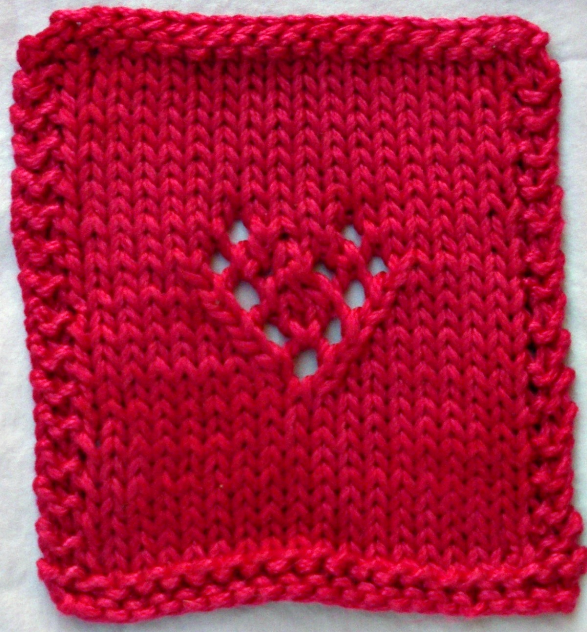 Knitting Swatches: Feb 5th 2017 Swatch - Lacy Heart