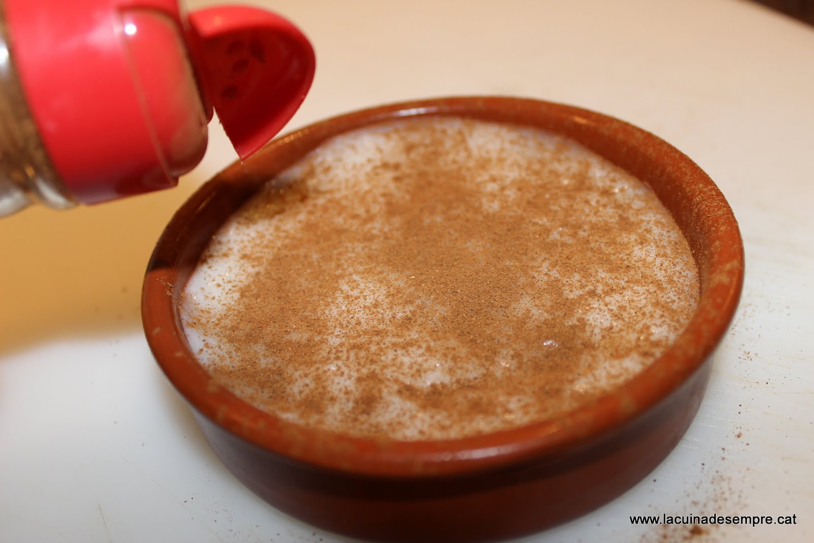Menjar blanc, una de les postres més tradicionals i antigues de ...
