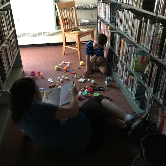 Kids @ The Gordon-Nash Library : Fort Night!