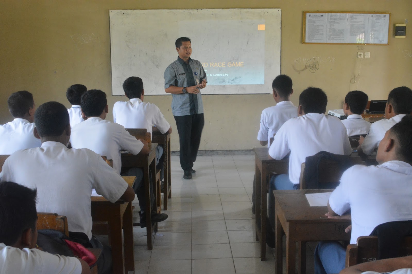 Ruang Kelas di SMKN 2 Purwodadi - SMK Negeri 2 Purwodadi