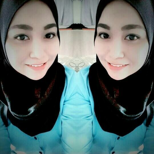 Mamah Muda Berjilbab Ditambah Bugil Dengan Gaya Binal | Skandal Foto Bokep ABG | Situs Film ...