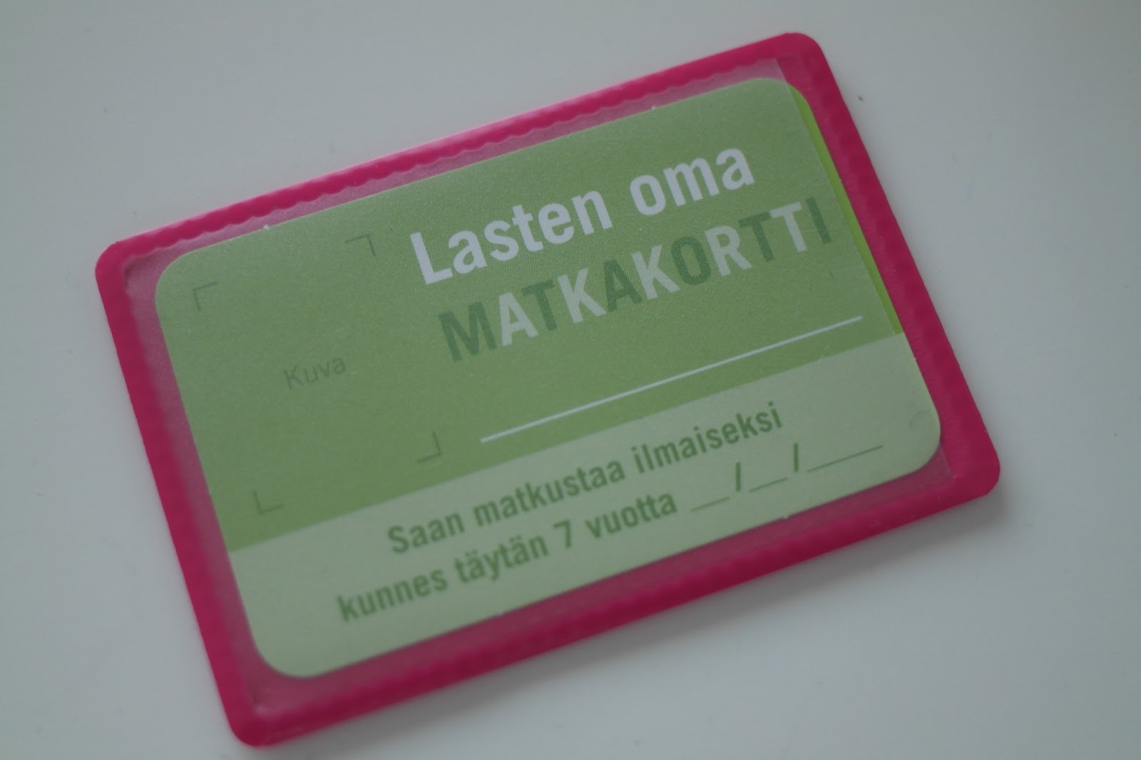 LASTEN MATKASSA: Lasten oma matkakortti