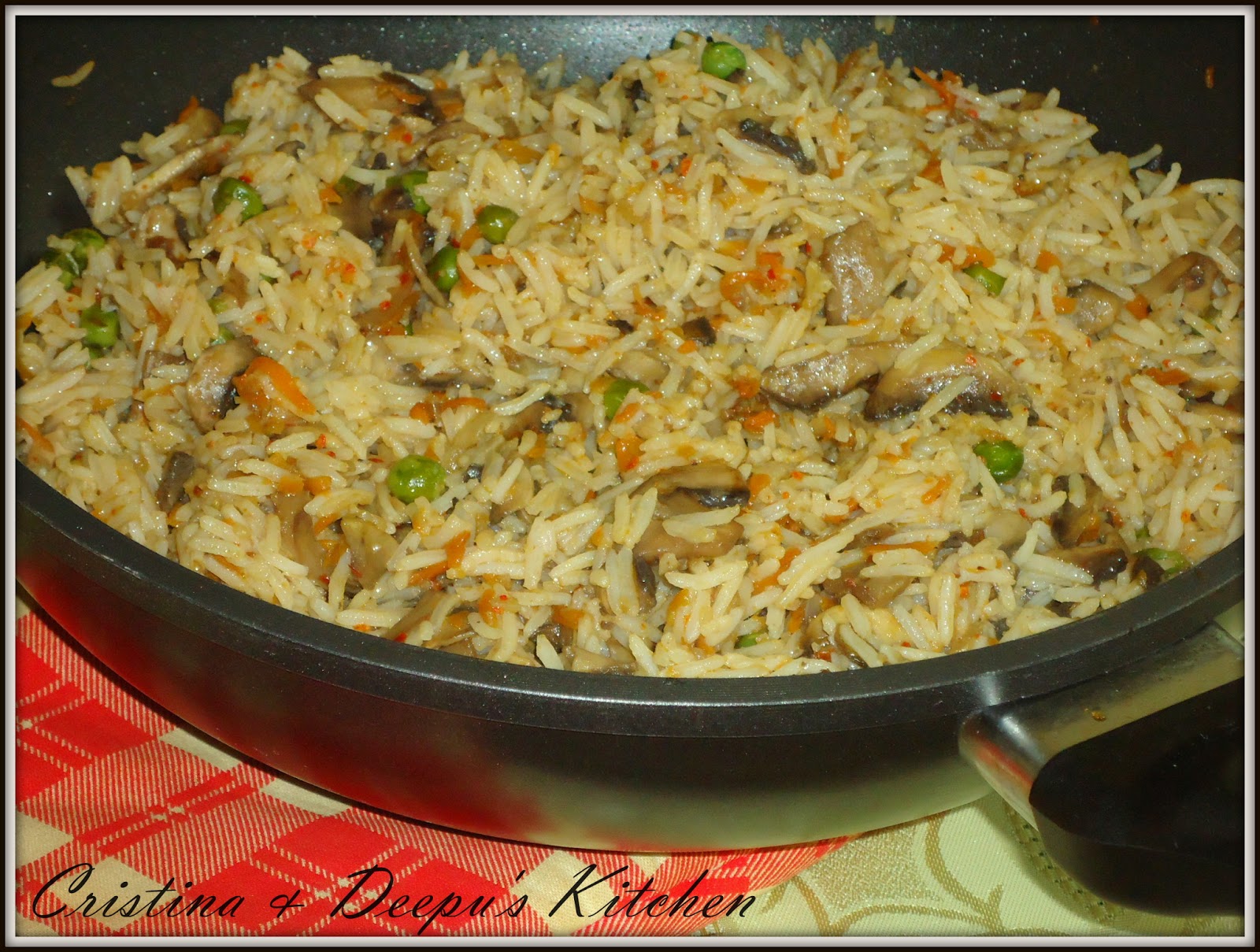 Cristina & Deepu's Kitchen: Legume cu orez prajit / Vegetable fried rice