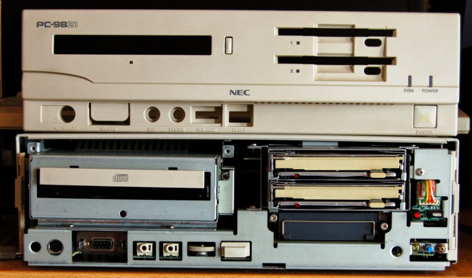 PC-9821 model S1 分解清掃 内部写真