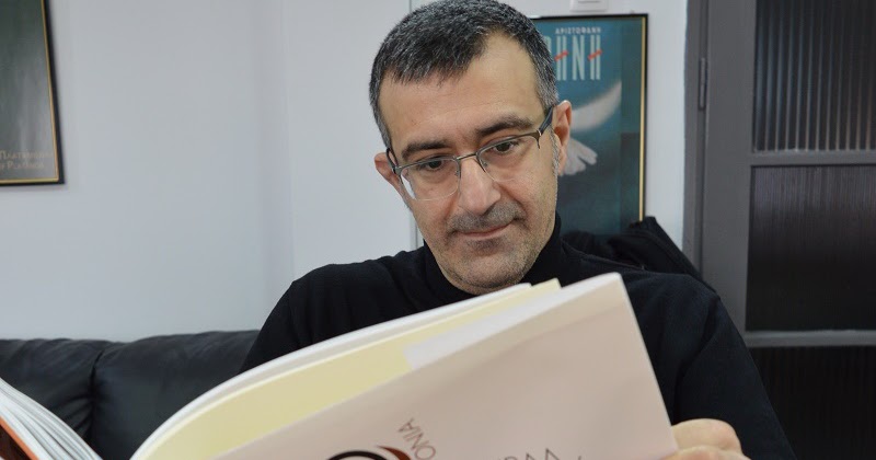 ΛΕΥΤΕΡΙΑ: Ο ΟΡ.ΦΕ.Ο. ΤΙΜΑ ΤΟΝ ΒΛΑΔΙΜΗΡΟ ΣΥΜΕΩΝΙΔΗ