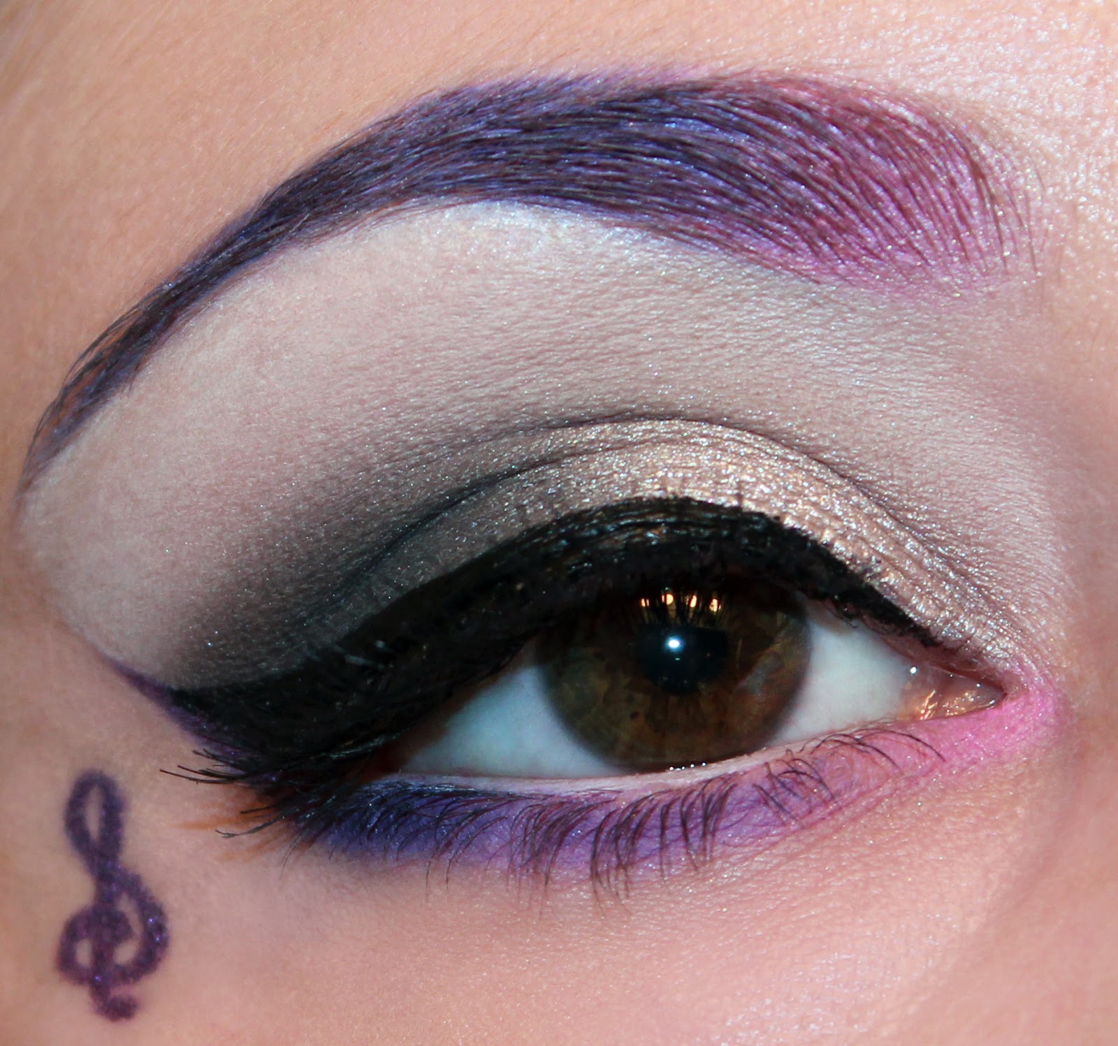 Luhivy's favorite things: My Little Pony Series : Octavia Inspired Makeup