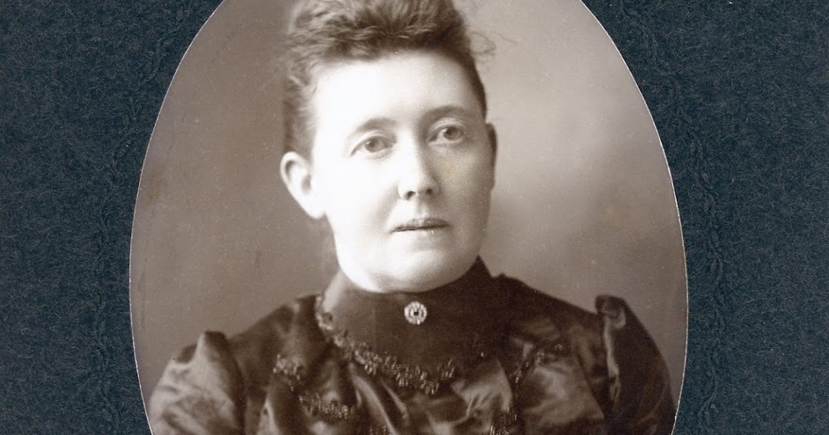 The Old Trunk in the Attic: Friday's Faces from the Past - Mrs Murphy