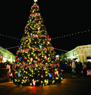 ¿Cómo llegó la tradición del árbol de Navidad a México? - La Región