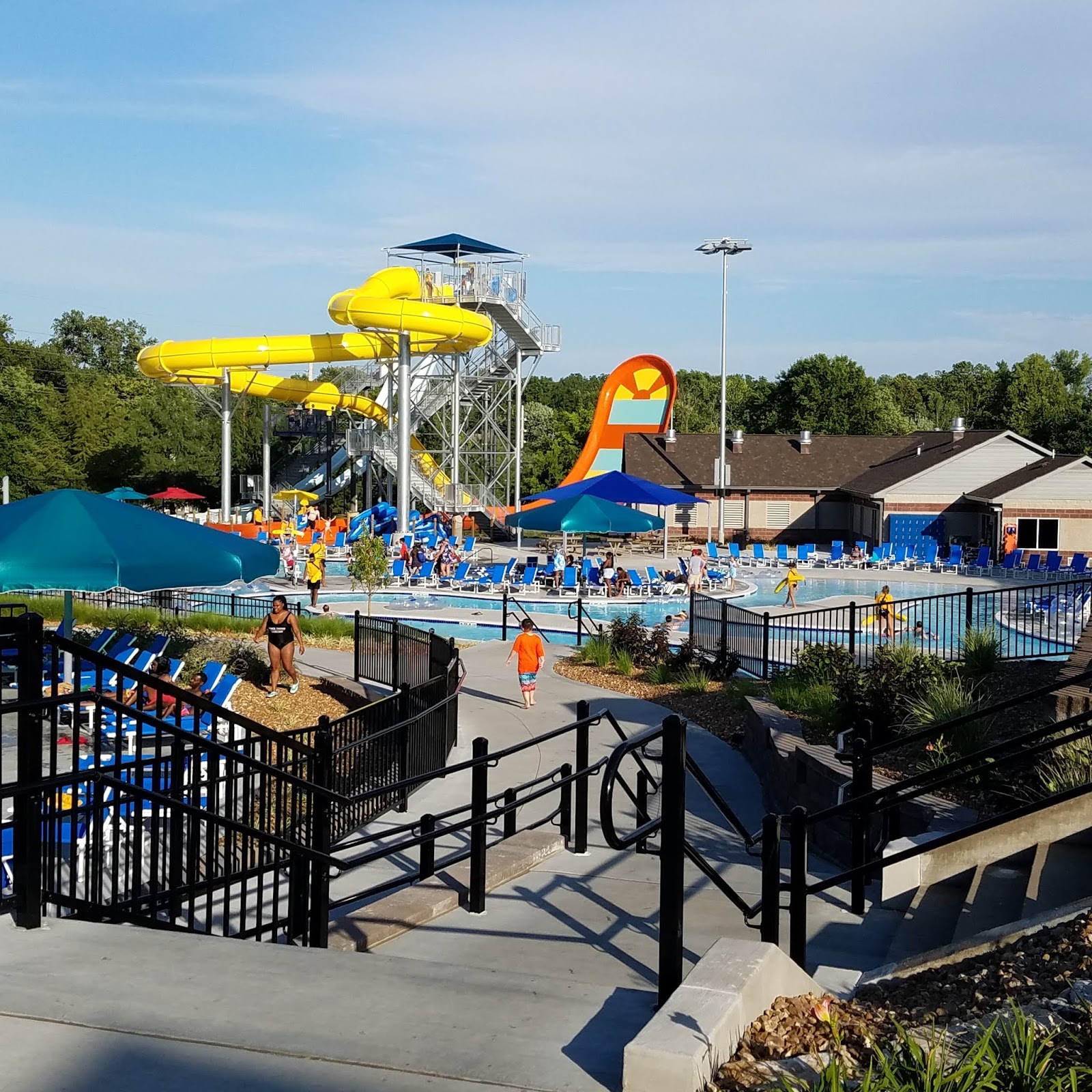 Play St. Louis: Wapelhorst Aquatic Facility, St. Charles