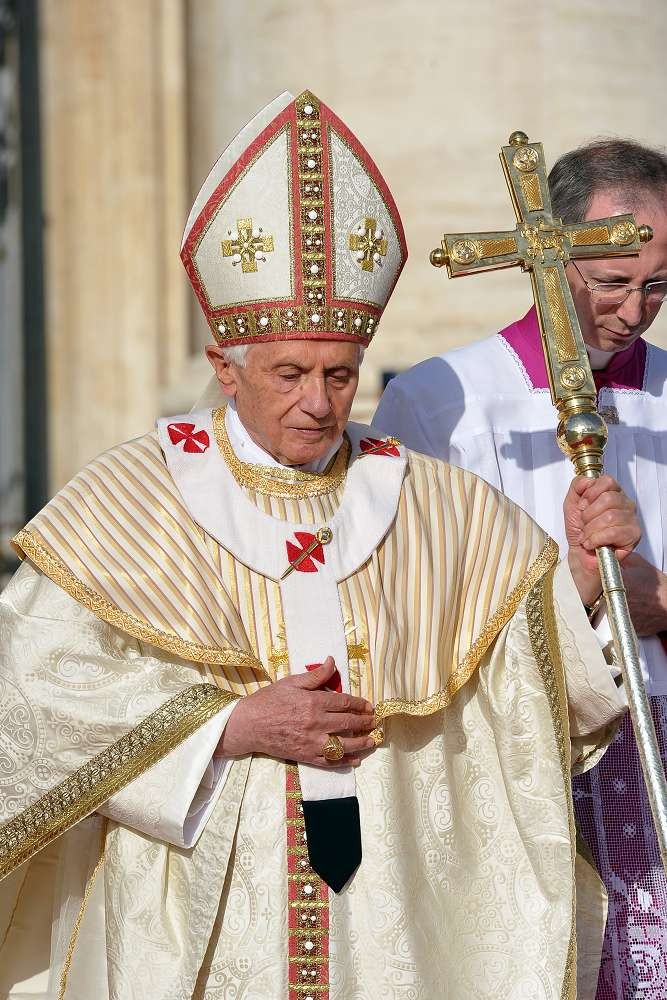 Judica me Deus: O uso do Fanon pelo Papa Bento XVI