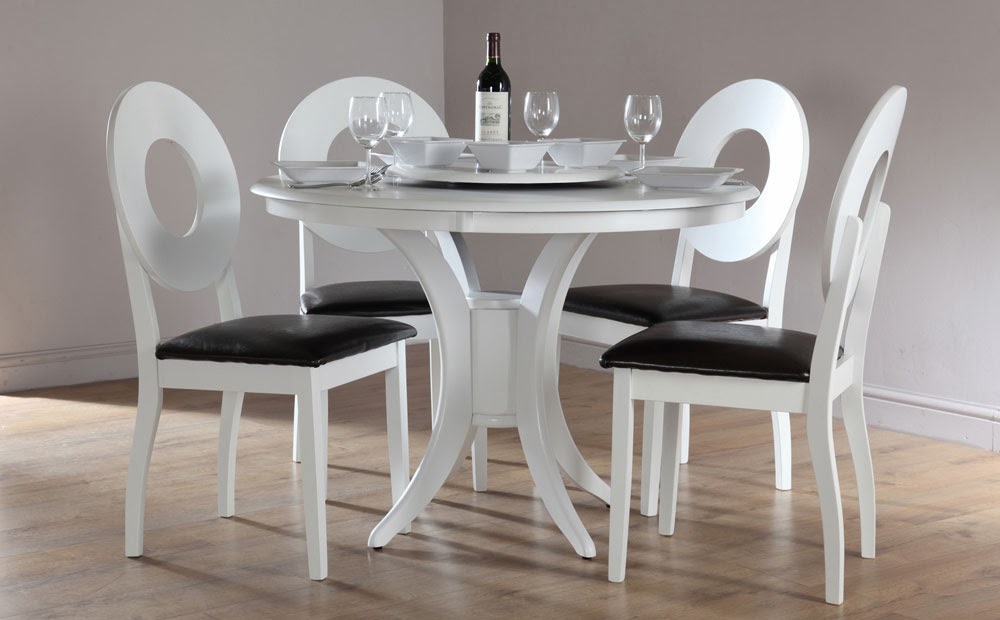 Round White Dining Table For White Themed Dining Room