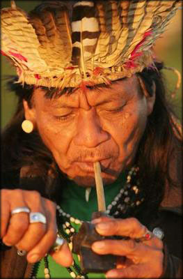 MITOS Y RITOS GUARANÍES