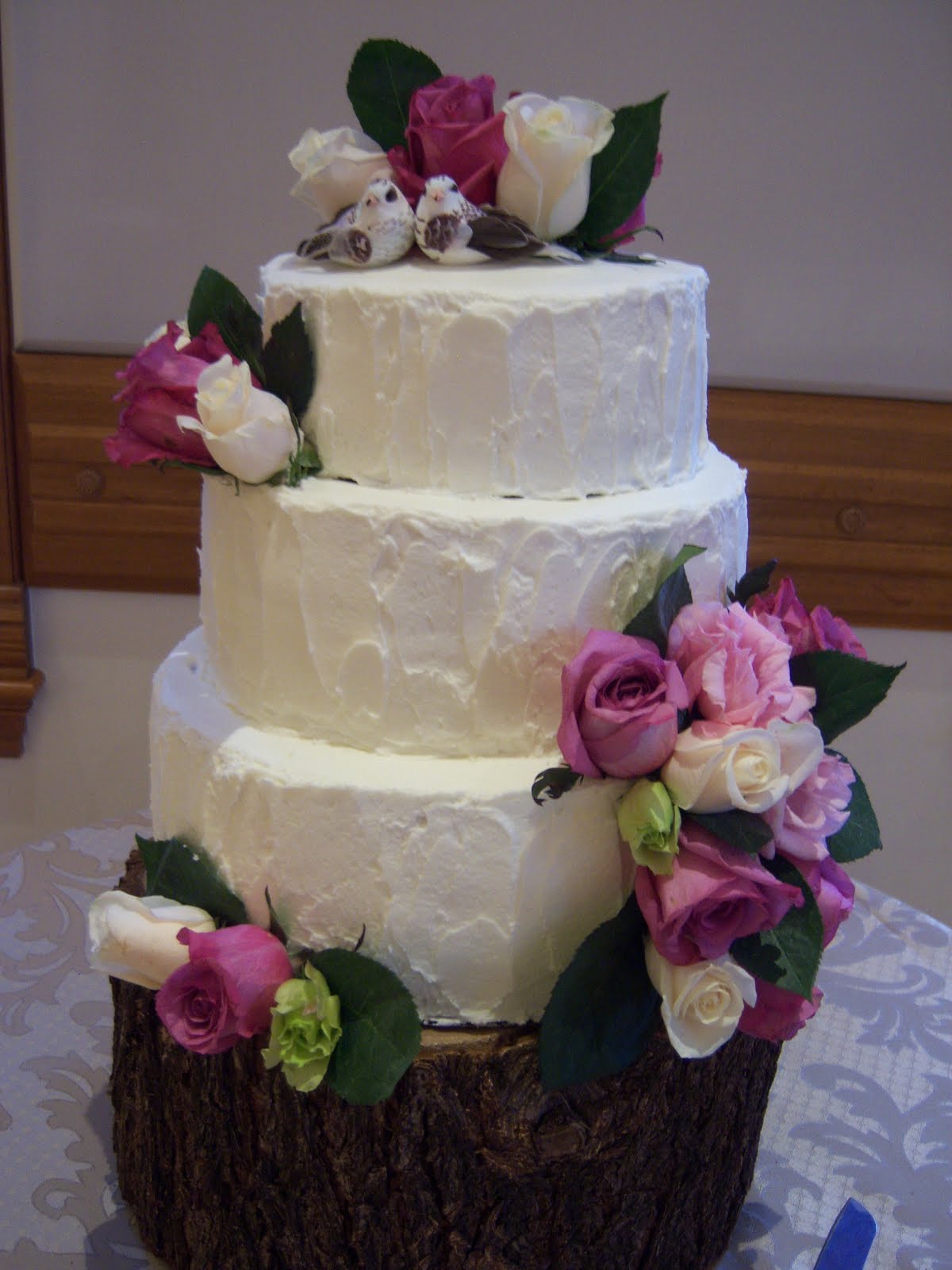 Creative Cakes By Angela: Natural Rustic Cake with Flowers