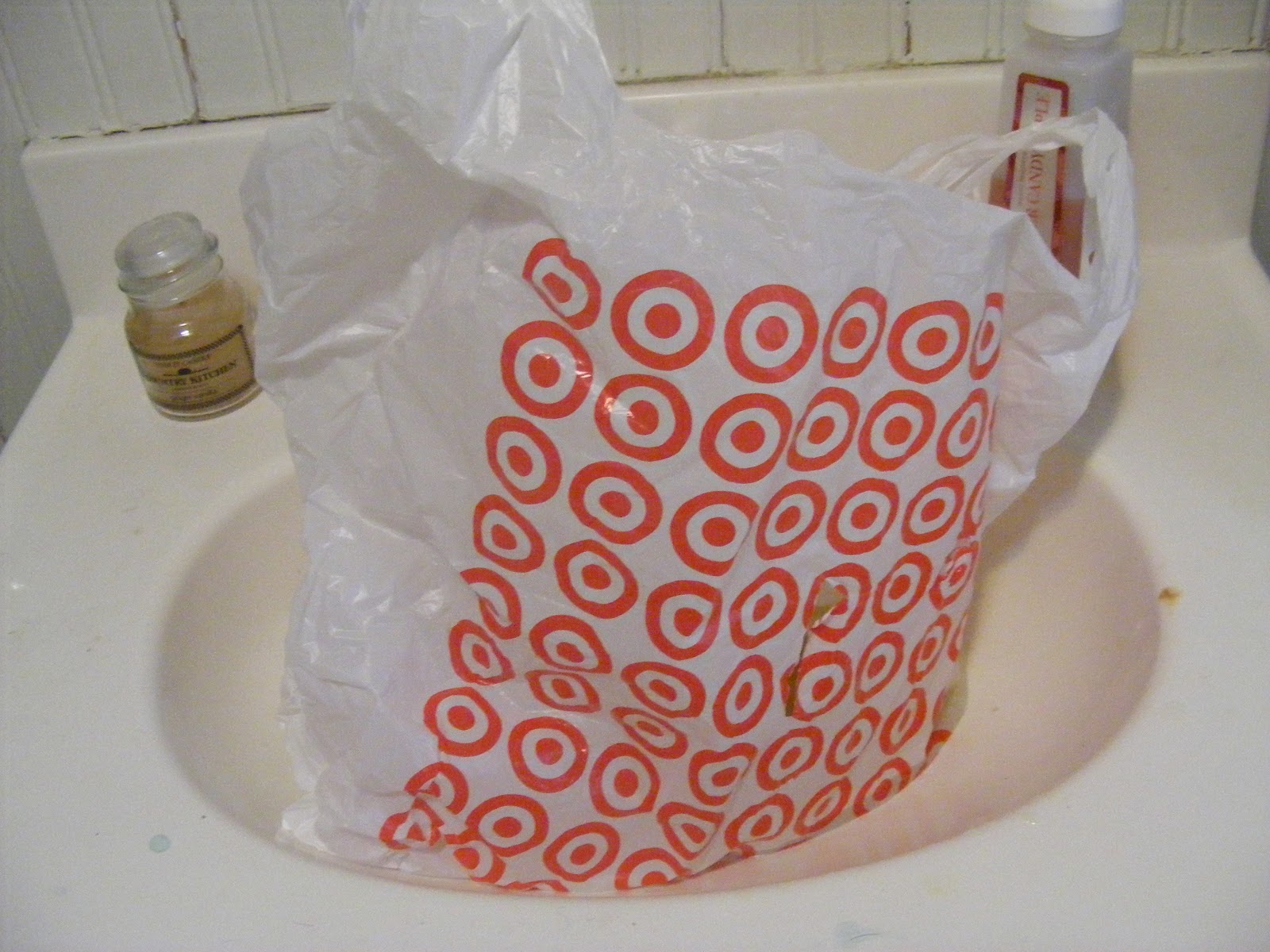 My Cloth Diaper Stash: Cloth Diapering 101: Poopy Diapers On-The-Go