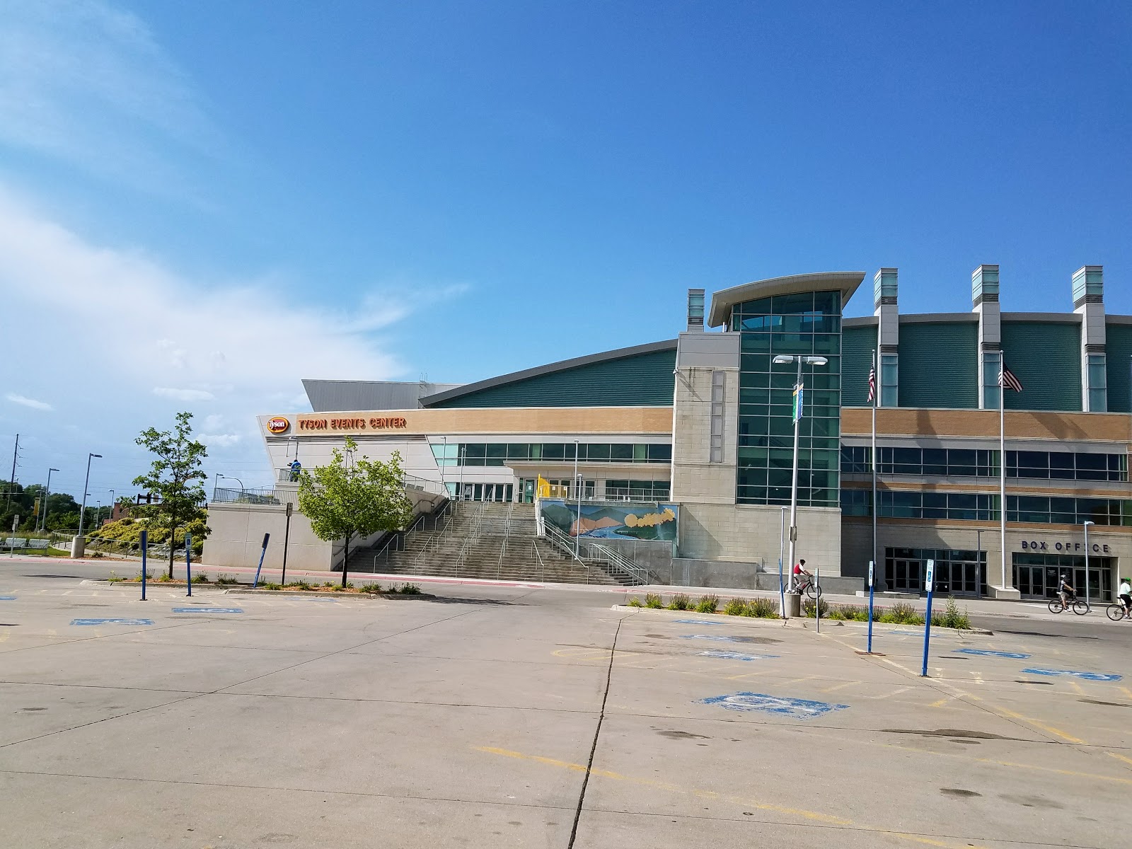 History and Culture by Bicycle: Sioux City, Iowa: Tourist In Your Own ...