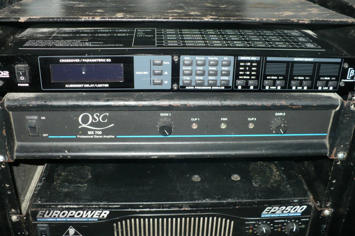 NegociosMonteria.Com - Compra y Vende en Monteria: Planta QSC mx700 ...