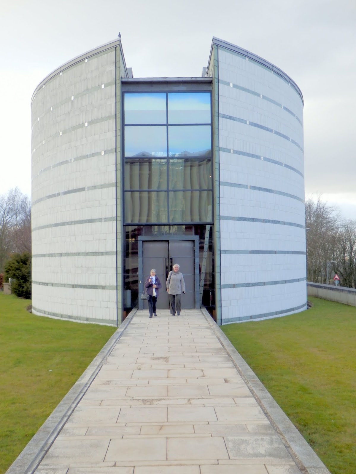 Furness Architecture: First visit: the Ruskin Library at Lancaster ...