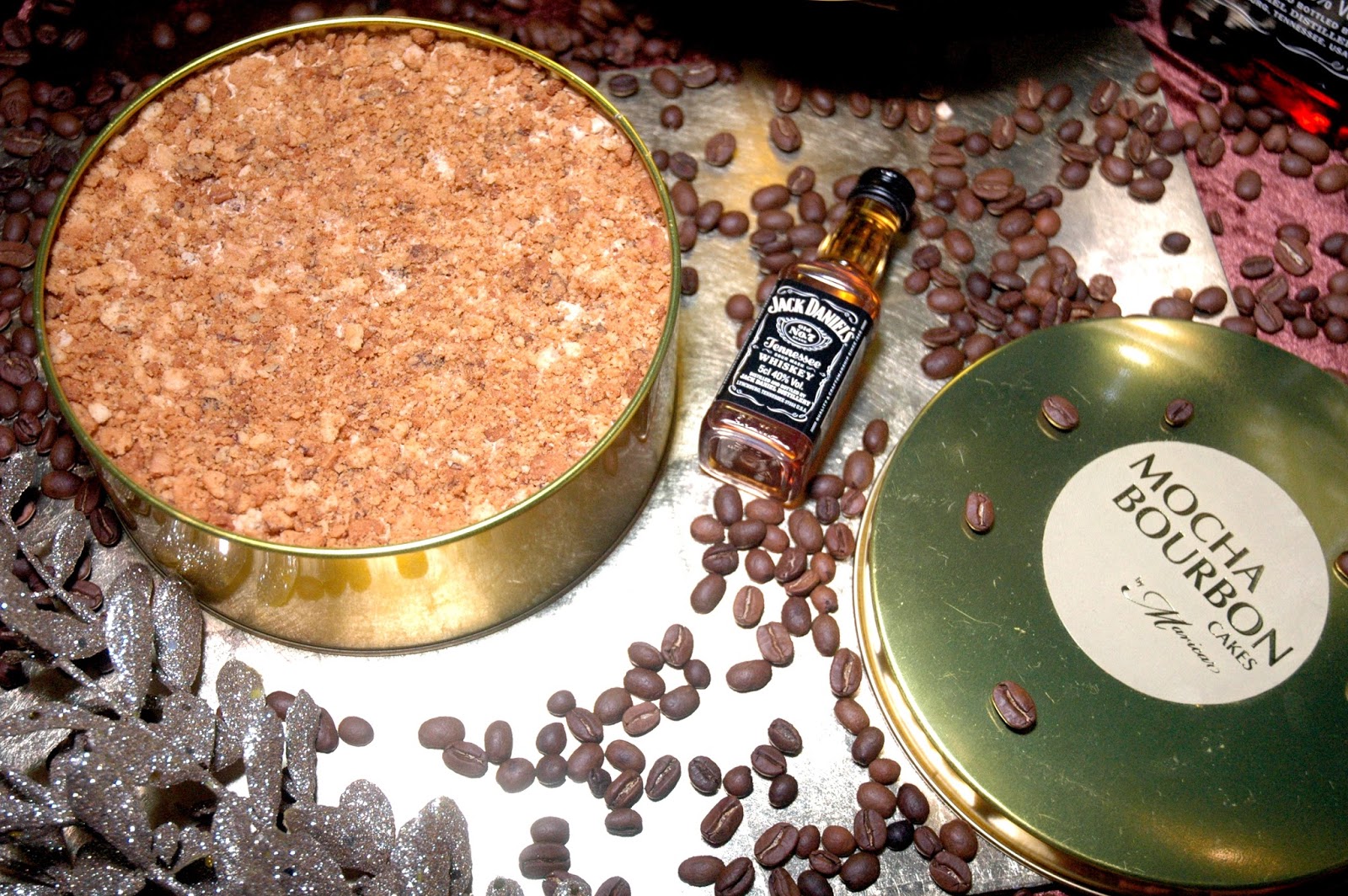 DUDE FOR FOOD: Pure Chocolate Indulgence: ChocoLiquor Cakes by Maricar