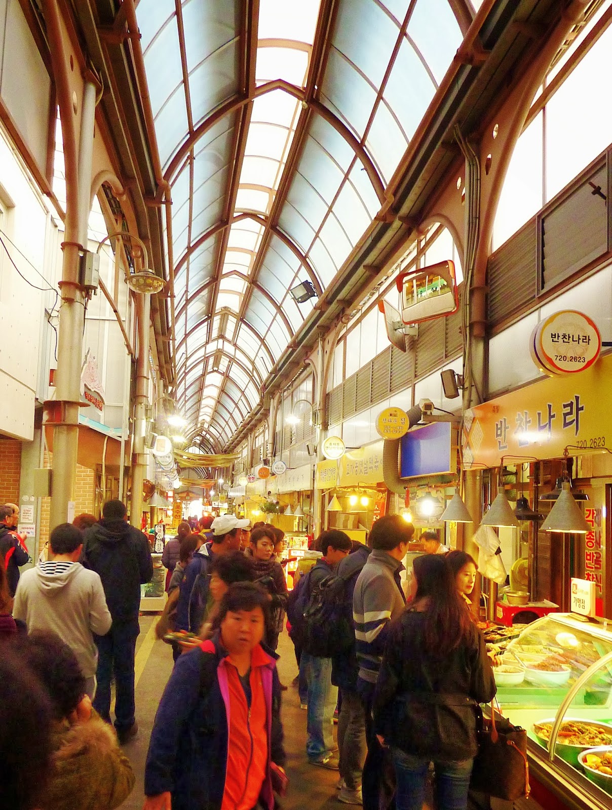 the inexhaustible variety of life.: Tongin Market, Jean Art Shop, and ...
