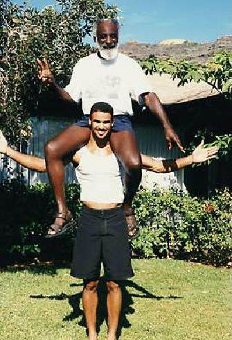 Loving Moore: SHEMAR MOORE Featured Photo 6/17