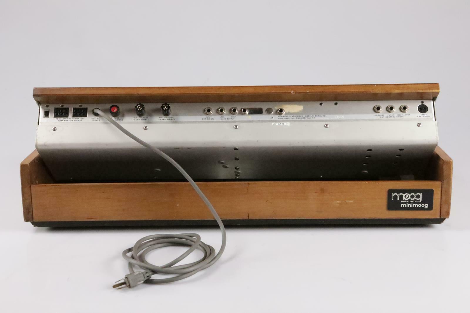 MATRIXSYNTH: Vintage Moog Minimoog Model D Keyboard Synthesizer SN 8633