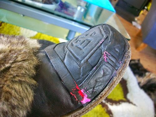 Sew Impossible: Tutorial: Dwarf boot covers