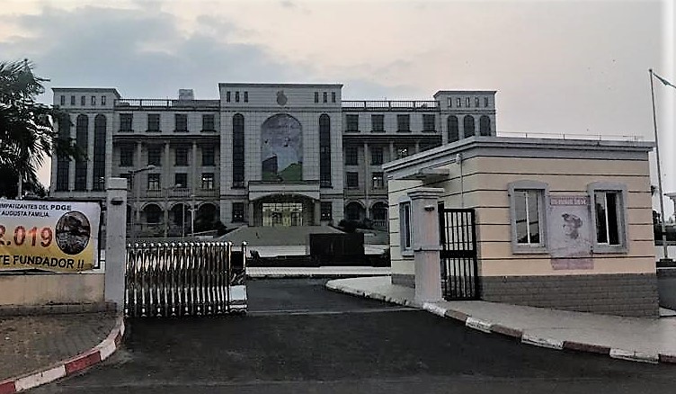 Redescubriendo Barcelona y más allá: 18/01/2019 Guinea Ecuatorial ...