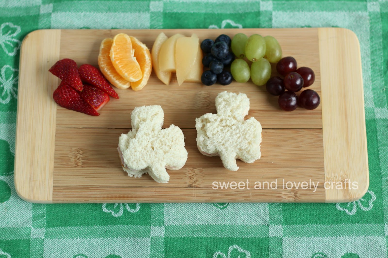 sweet and lovely crafts: rainbow lunch