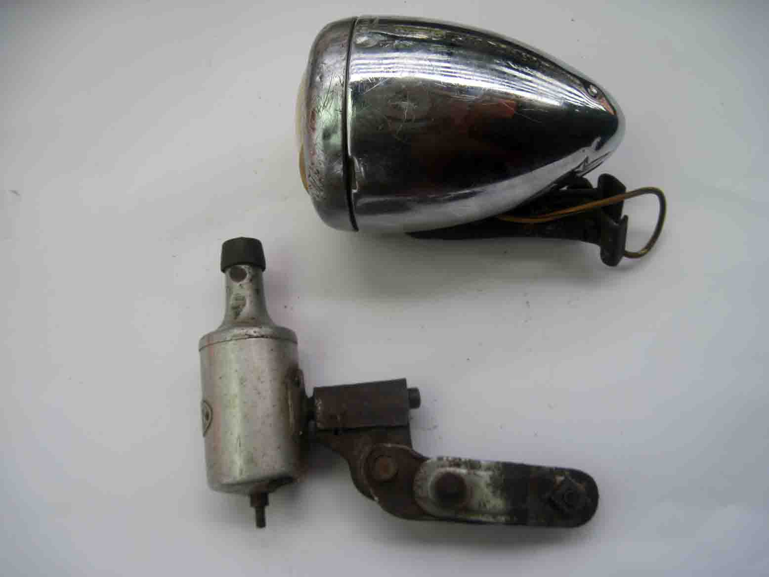 Aksesoris Sepeda Ontel: Aneka Lampu dan Dinamo Bosch