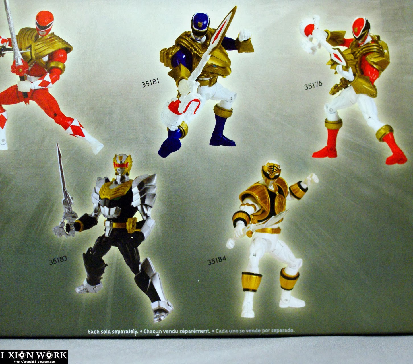 一眼看穿: Power Rangers Megaforce - Armored Ultra Mode Robo Knight