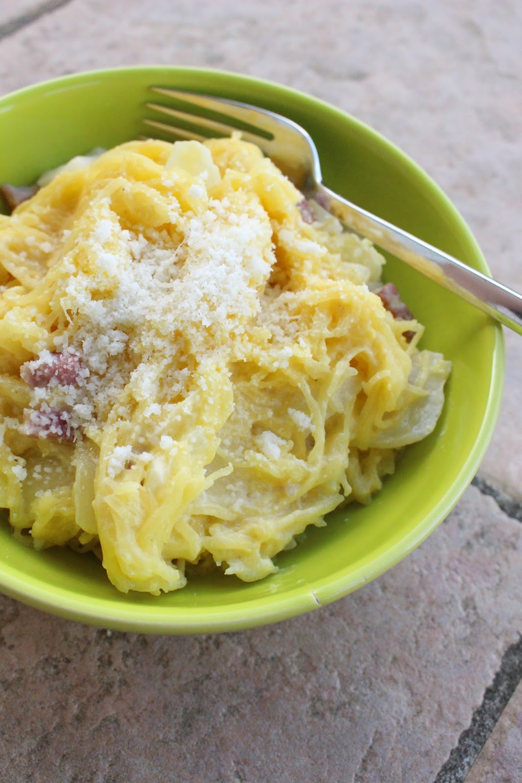 Délices d'une novice: Courge spaghetti façon carbo