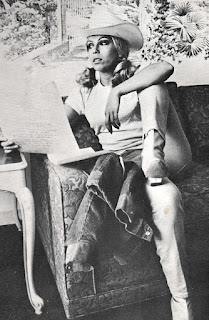 Slice of Cheesecake: Nancy Sinatra, pictorial