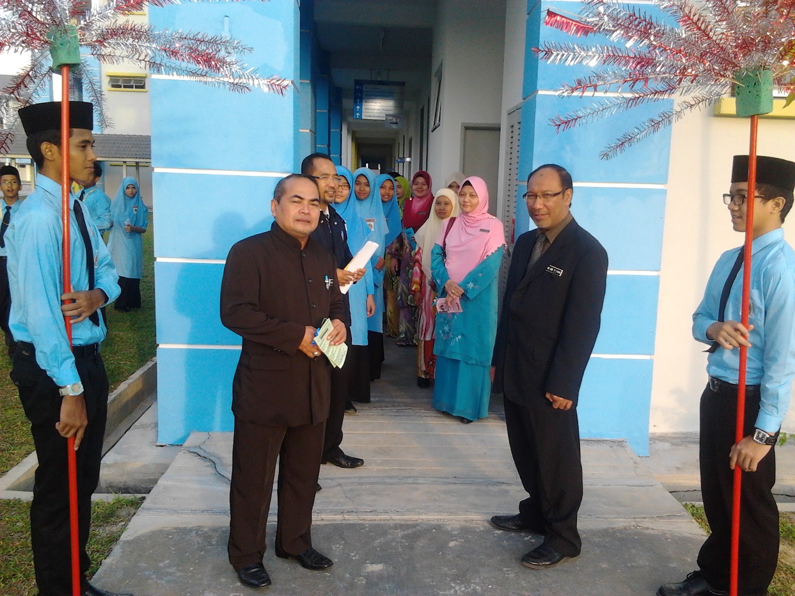 SM Sains Banting, Jugra: Selamat Hari Guru buat semua Warga SMS Banting