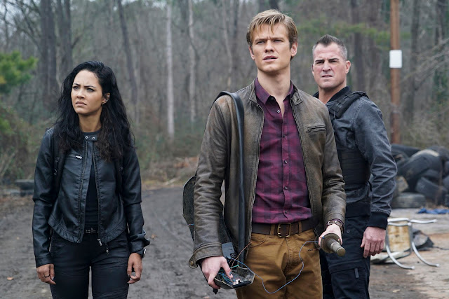 DVD Review: MacGyver: Season Two - Ramblings of a Coffee Addicted Writer